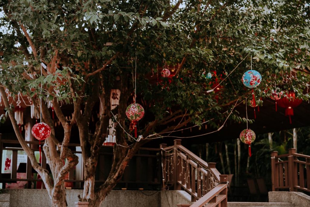 Visiting Fo Guang Shan Monastery in Kaohsiung, Taiwan | Jake and Dannie
